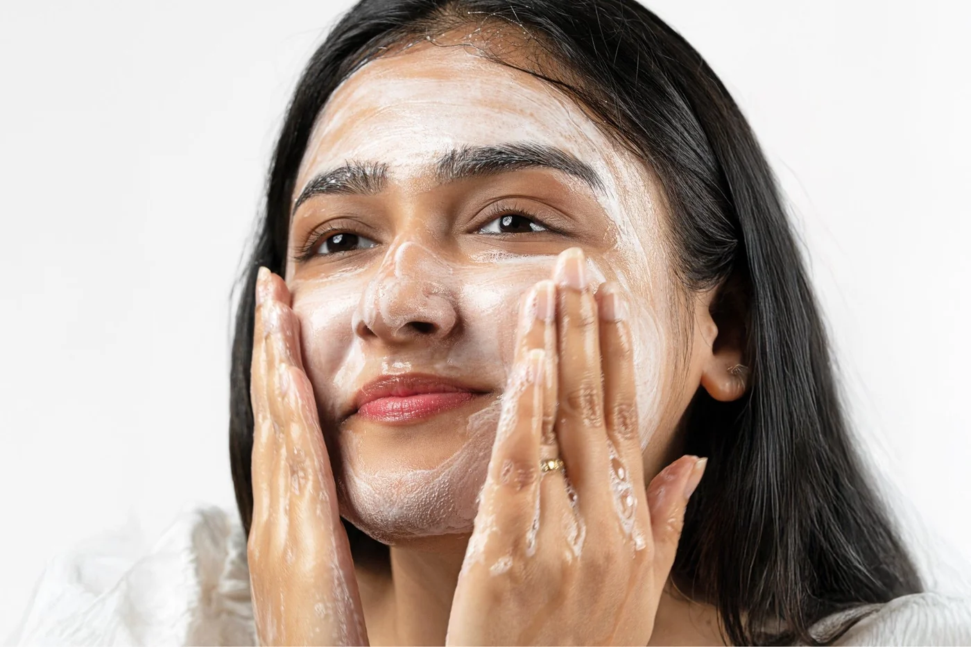 Why A Papaya Fruit Facial Is The Ultimate Skin Detox Foxtaledownload The App