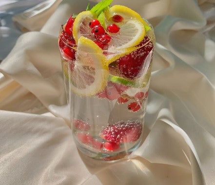 Know How to Detoxify your Skin from Inside Out – Foxtale